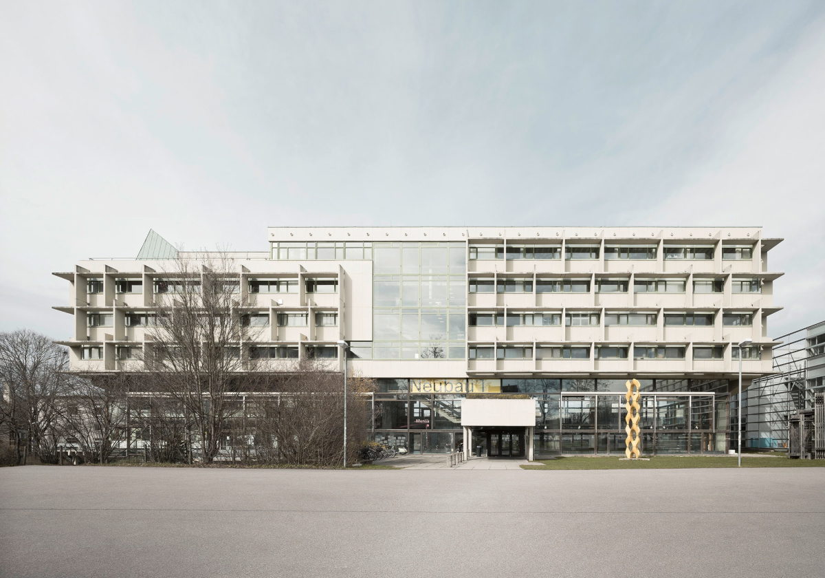 Symposium und Festakt für ein Kulturdenkmal / 50 Jahre Neubau 1 in ...