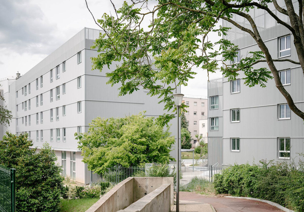 Umbau eines Studierendenwohnheims in Cergy von Graal / Sauber ...