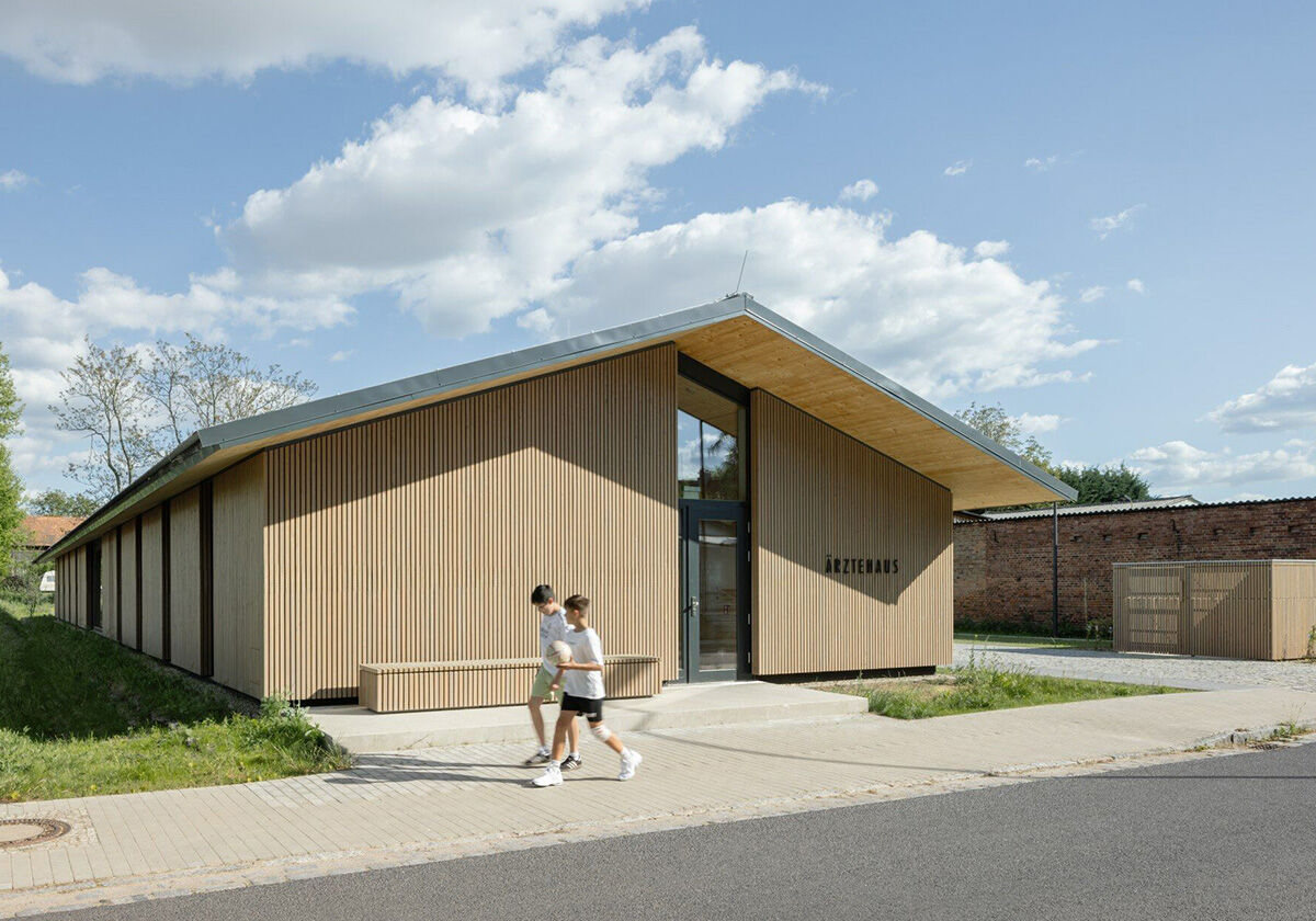 Shruthi narayanan full sex videos she represents herself as