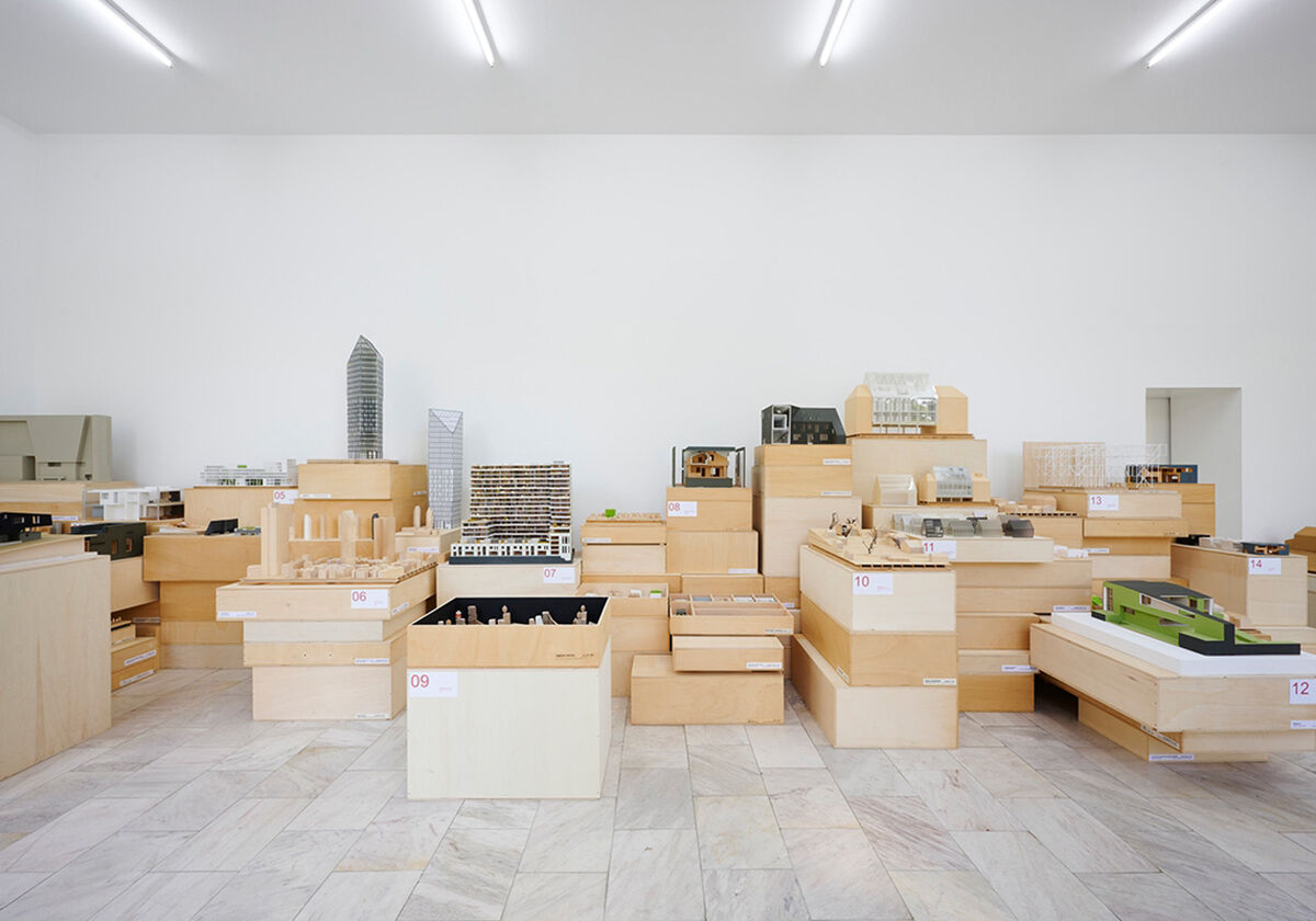 Ausstellung und Gespräch in Berlin / Abstraktes und Konkretes vereint ...